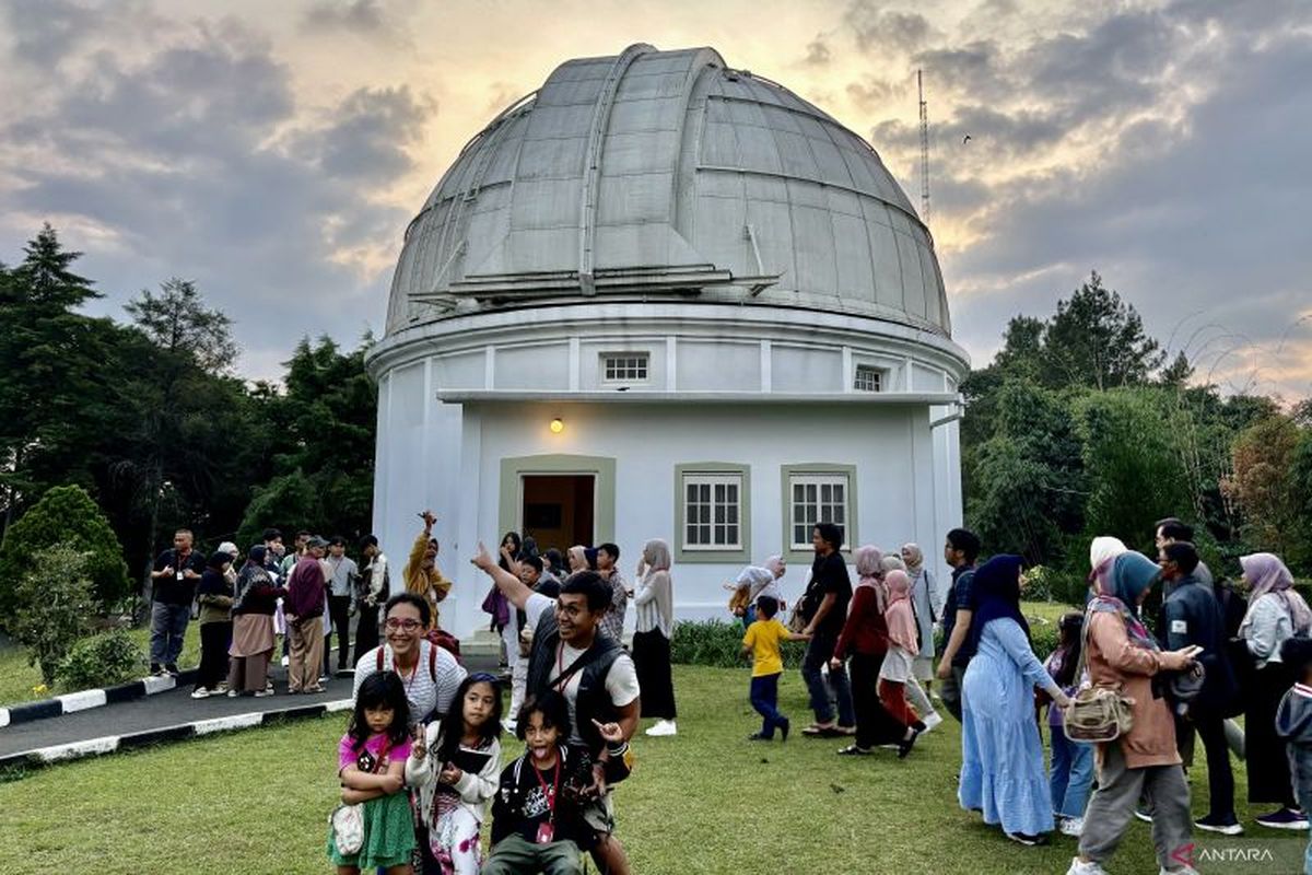 Wisata Edukasi di Observatorium Bosscha, Lembang - Seputar Tentang ...